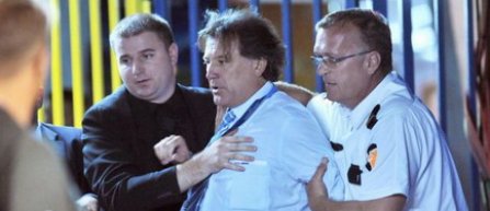 Presedintele si antrenorul campioanei Dinamo Zagreb, arestati pentru ...